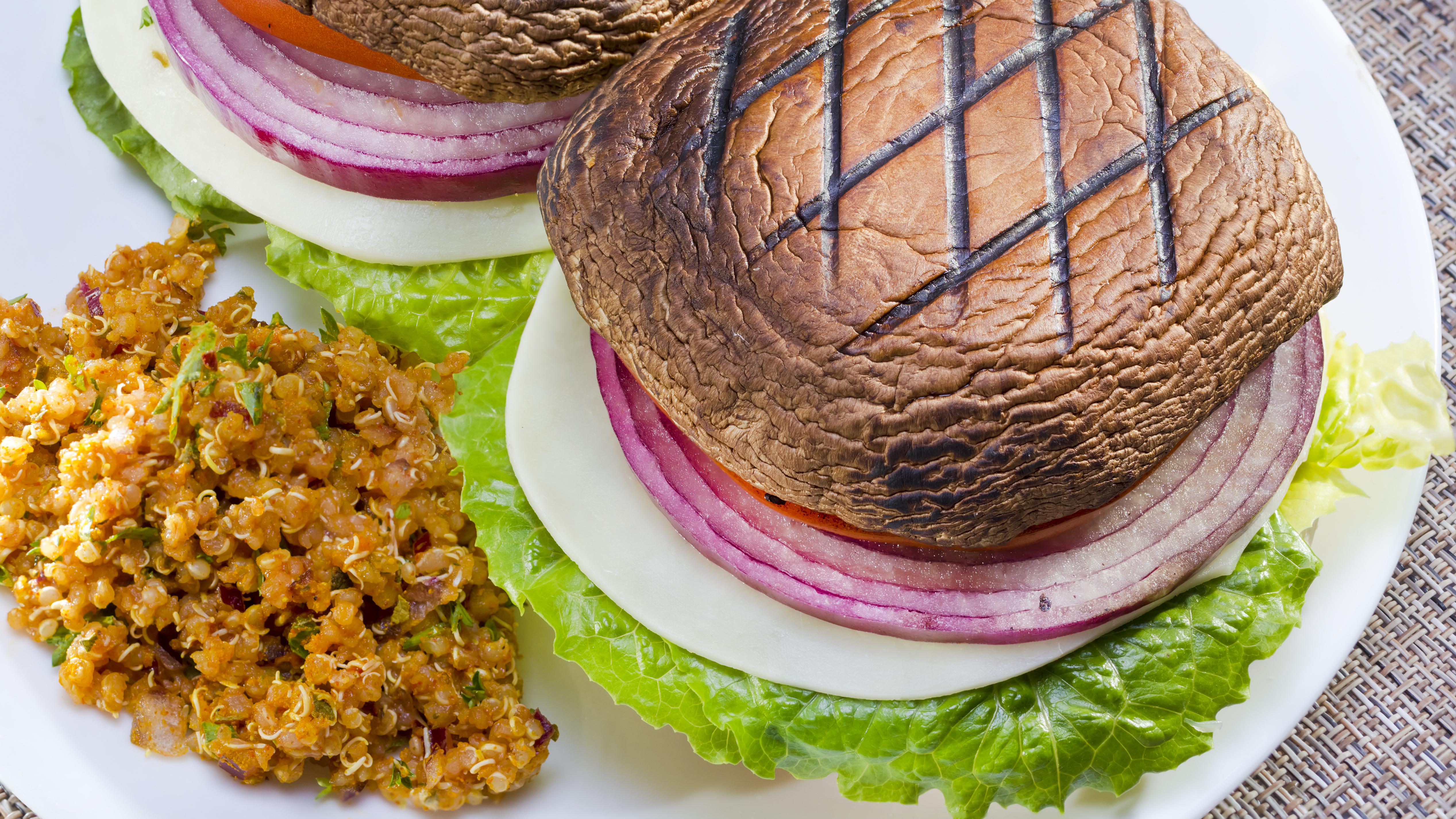 Mushroom and onion burger | Atkins Low Carb Diet