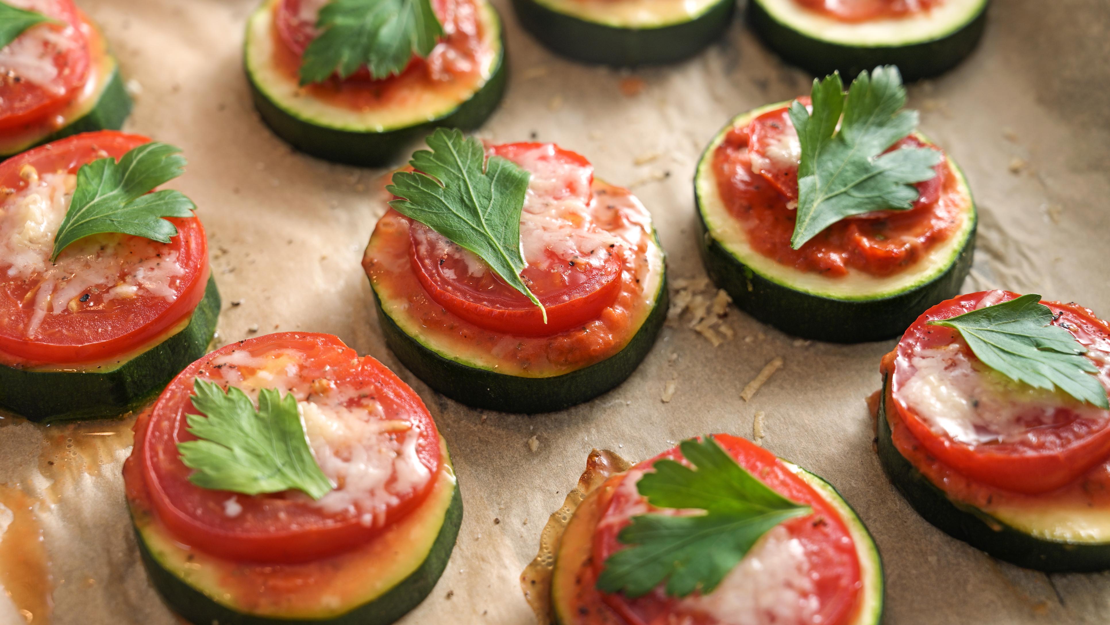 Zucchini Pizza Bites | Atkins Low Carb Diet