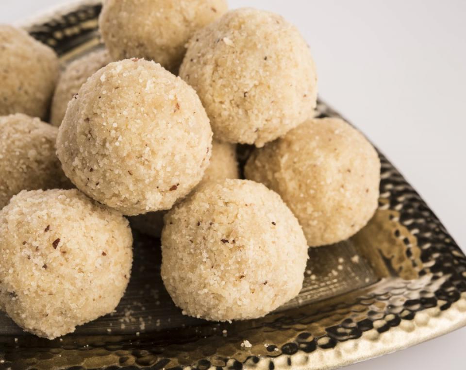 Lemon Cheesecake Truffles | Atkins Low Carb Diet